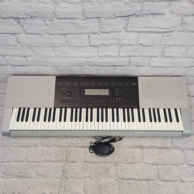 Casio WK-220 Touch Sensitive Keyboard Digital piano | Reverb