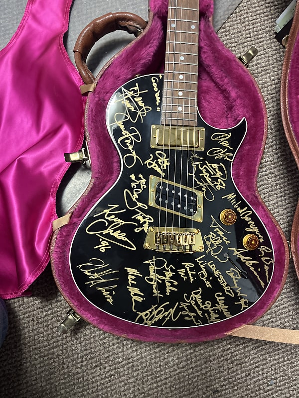 Rare! Signed Gibson Nighthawk 1997 - Black | Reverb