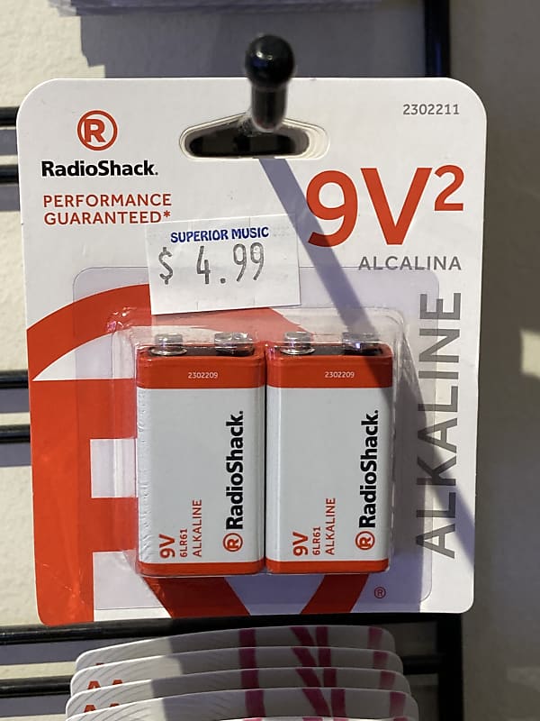 Radio Shack 9v battery (2) pack | Reverb