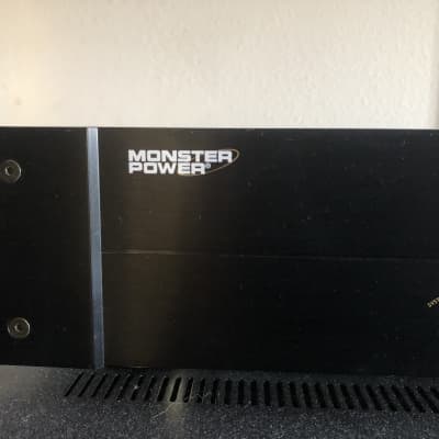 Monster Power Reference Power Center HTS2500 Surge Protector | Reverb