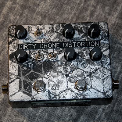 METSÄÄN DIRTY DRONE DISTORTION - a doom drone | Reverb Deutschland