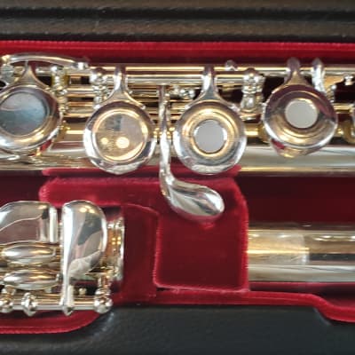 JUPITER JFL-1000RO FLUTE OFFSET G SILVER HEAD B FOOT MINT | Reverb