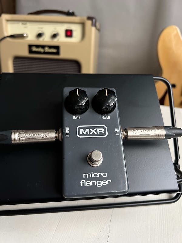 RARE MXR Micro Flanger 1982 Reticon SAD512 chip | Reverb España