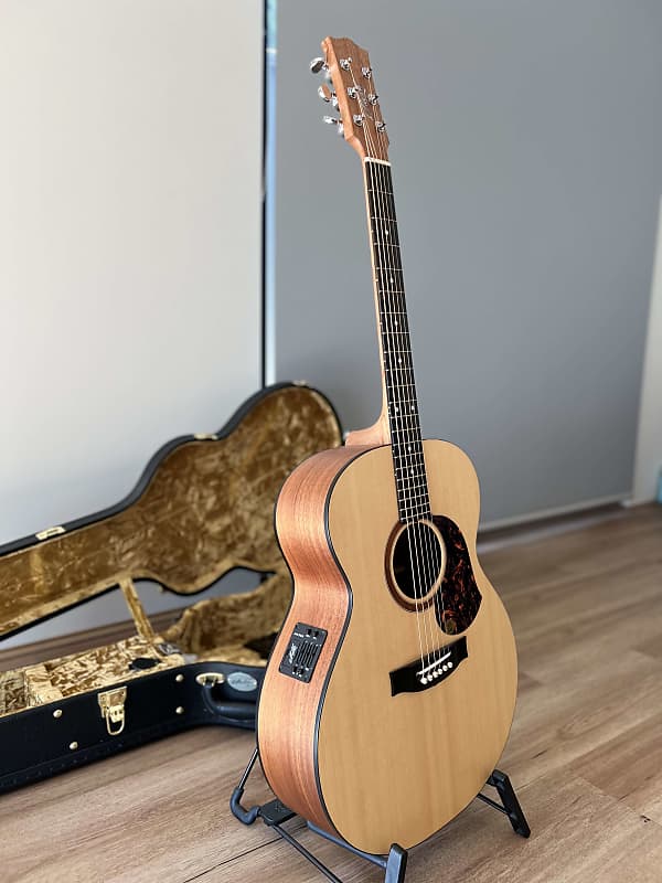 Maton SRS70J Soild Road Series Jumbo Acoustic | Reverb Australia