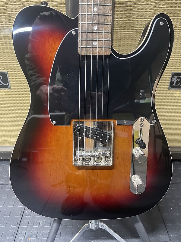 Fender Squier Esquire Custom | Reverb