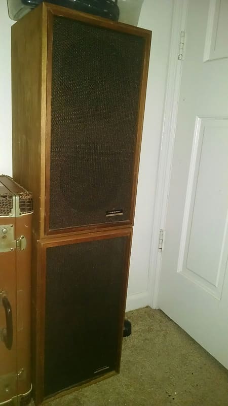 Realistic Optimus-2B Speakers, Natural Wood | Reverb