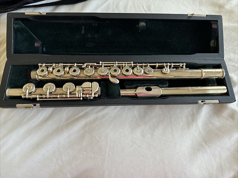 Pearl Intermediate Flute - Quantz PF-665 - Silver Head/Open | Reverb