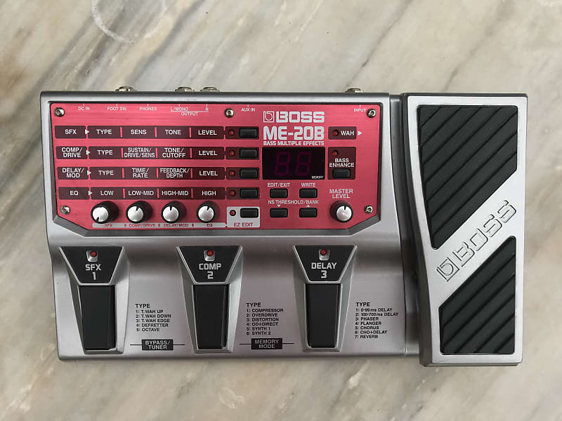 Boss ME-20B Bass Multiple Effects | Reverb