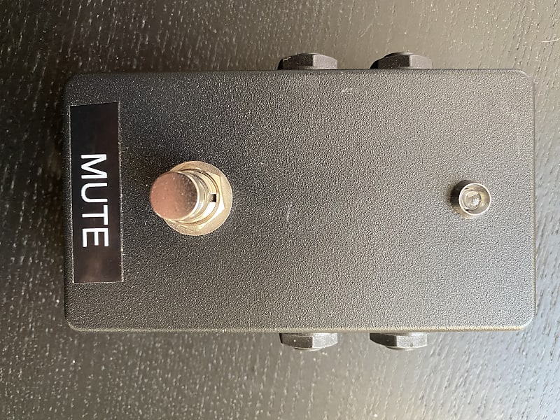 Brian Omilion Stereo Mute pedal 2021 Black | Reverb Canada