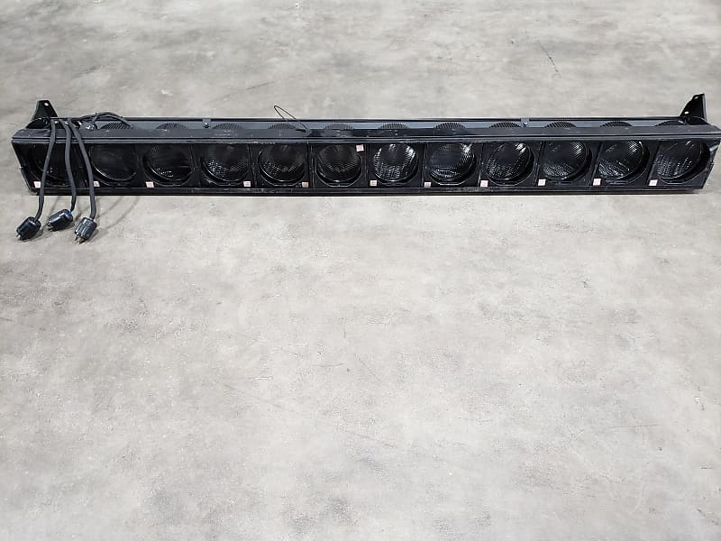 Source Four MultiPAR-12 striplight | Reverb