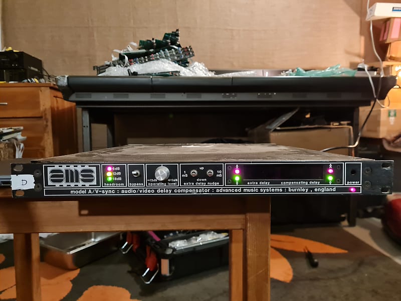 AMS A/V -Sync : Delay | Reverb