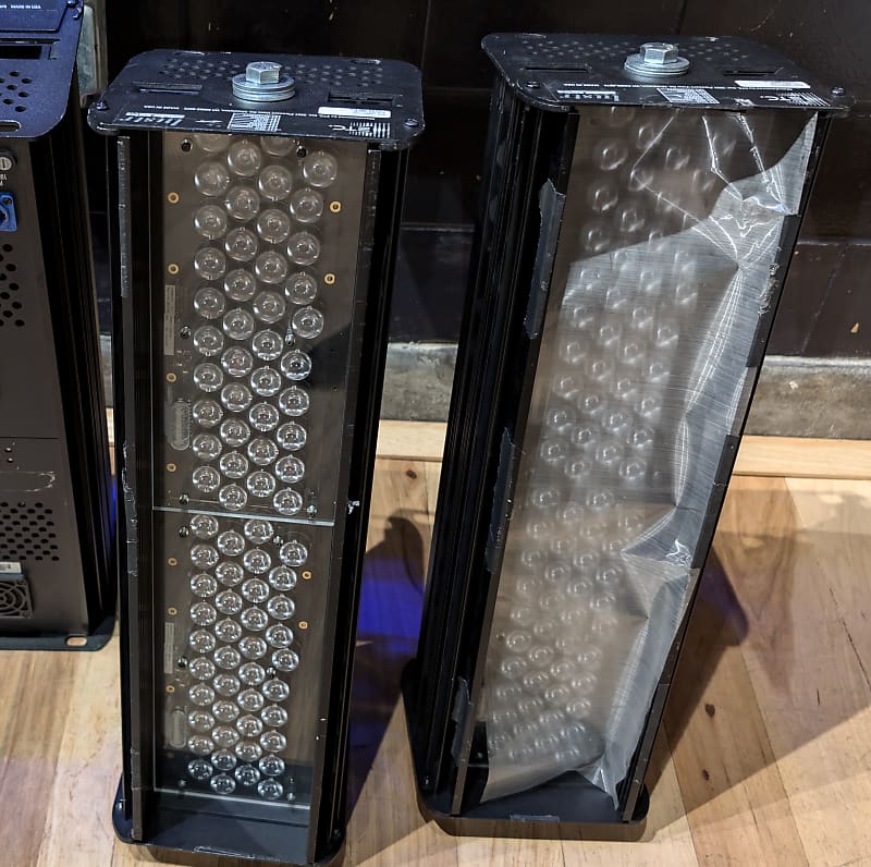 (2) ETC Selador Lustr 21" DMX Fixtures | Reverb