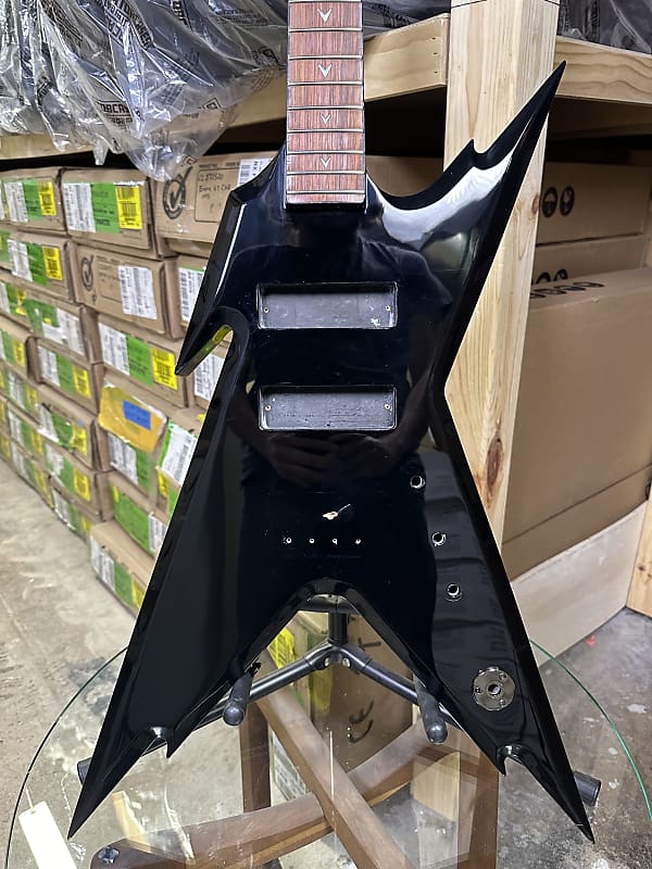 Dean Dime Razorback Bass HUSK - Classic Black #81316 | Reverb