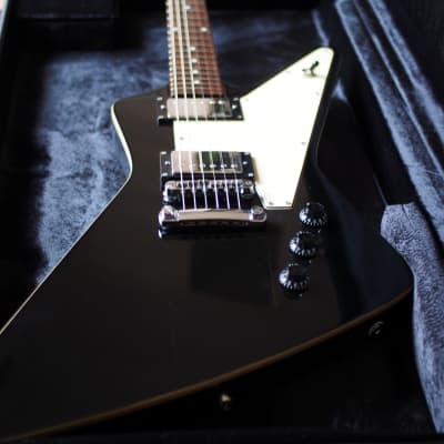 Hamer XT Series Explorer 2011 w/ Hardshell Case | Reverb