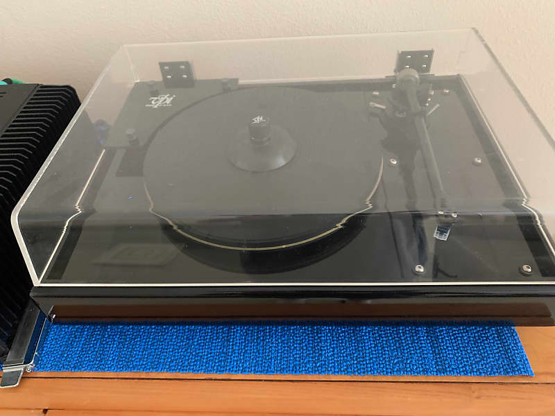 VPI HW19 MK III Audiophile turntable w/ Rega arm opt. VTA | Reverb