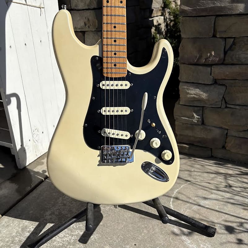 Cort Stratocaster Style SSS 1990's to 2000's - Off White | Reverb