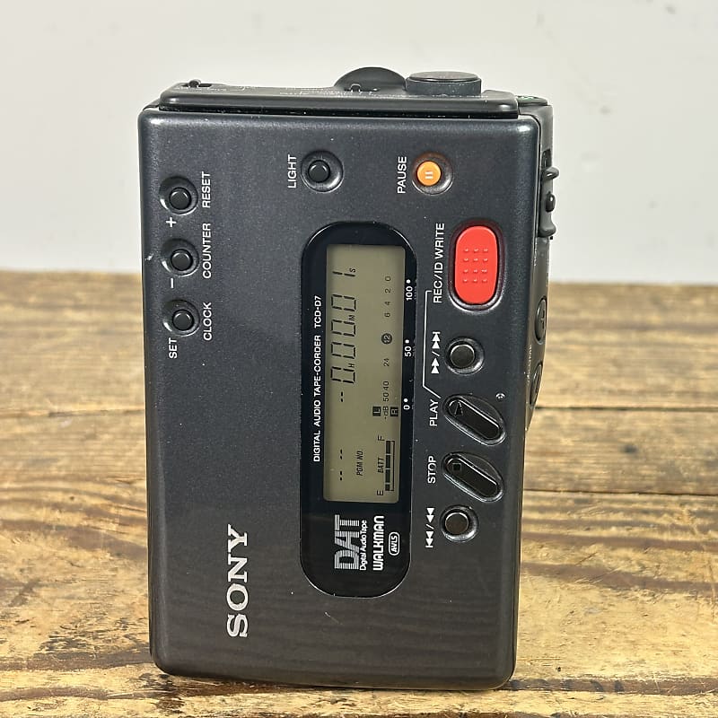 Sony TCD-D7 Walkman DAT 1990’s | Reverb