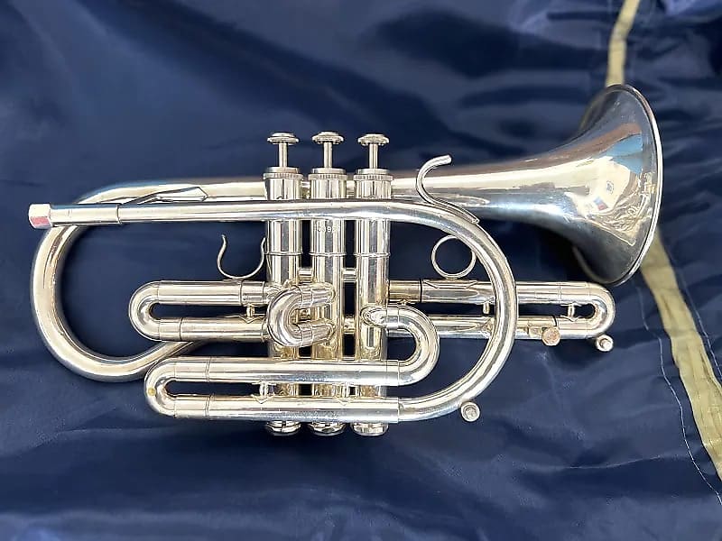 Getzen Eterna Shepherd's Crook Cornet 1989 - Silver | Reverb