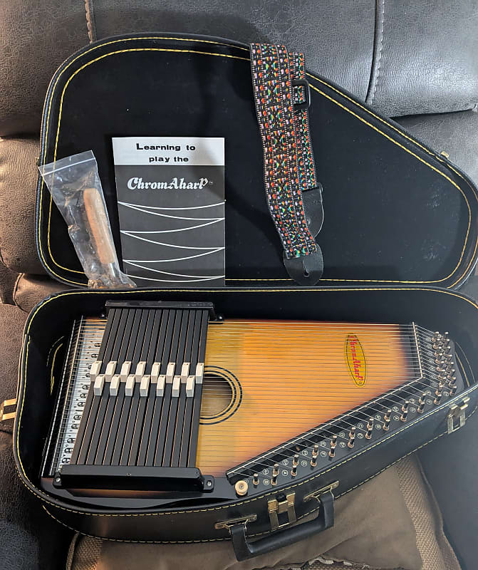 Mint Chromaharp Autoharp/Late Model/ w/ Case and Accessories | Reverb