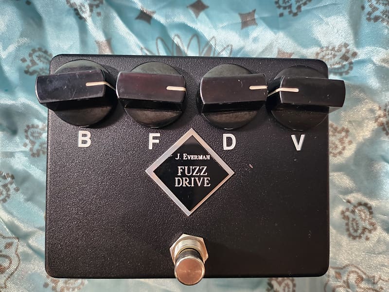 J. Everman Fuzz Drive g2 w/ "Diamond Badge" 2000 - Black | Reverb