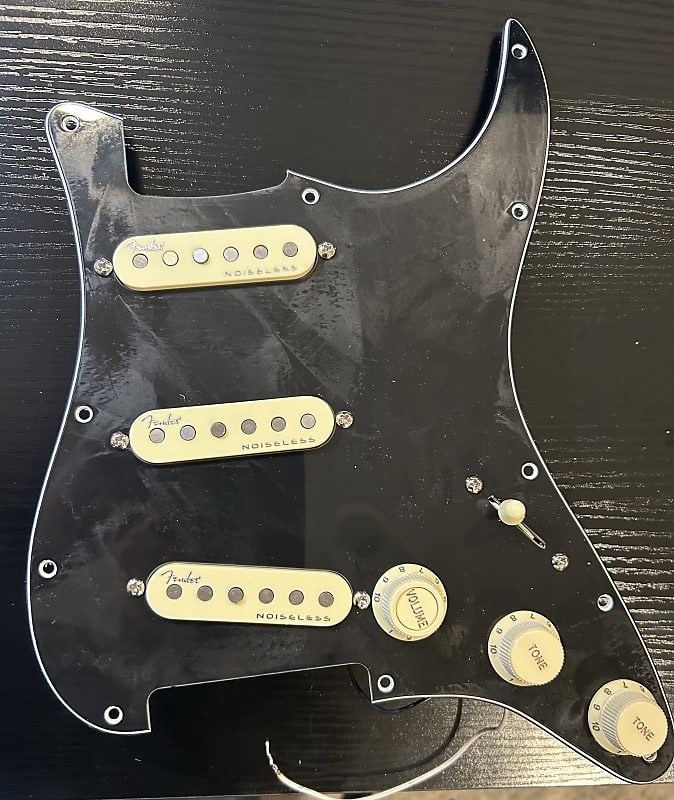 Fender Strat Loaded Pickguard Gen 4 noiseless S1 system | Reverb
