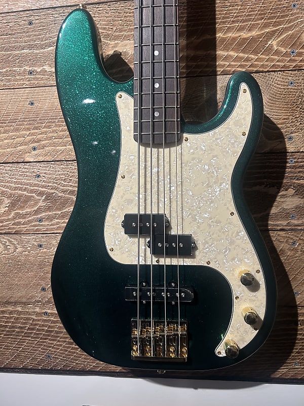 Squier Custom PJ Bass - Emerald Green Sparkle | Reverb