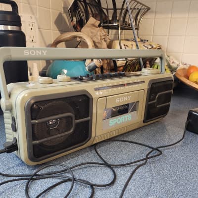 Vintage SONY CFS-950 Portable Sports BOOM BOX Radio AM FM | Reverb