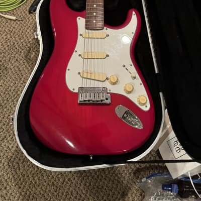 Fender Stratocaster Plus 1997 - Red | Reverb
