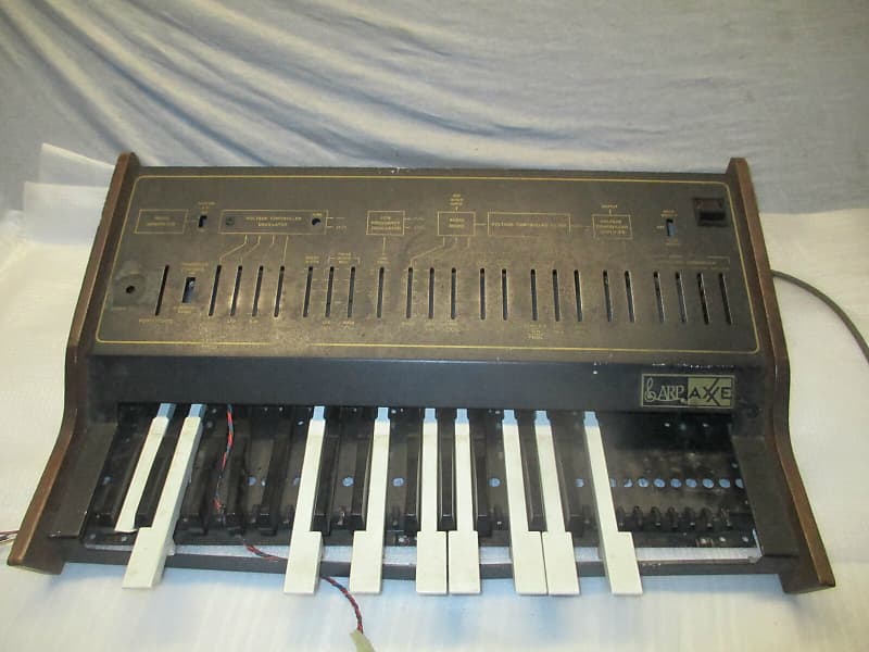 Arp Axxe Synthesizer | Reverb