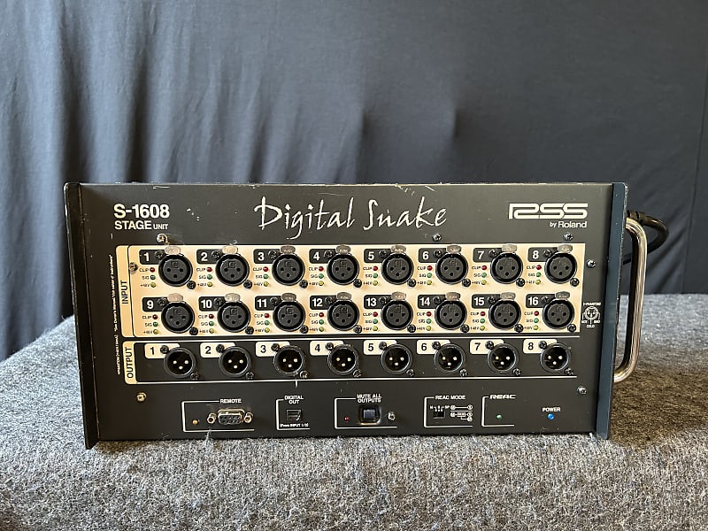 Roland S-1608 16x8 Digital Audio Snake RSS | Reverb
