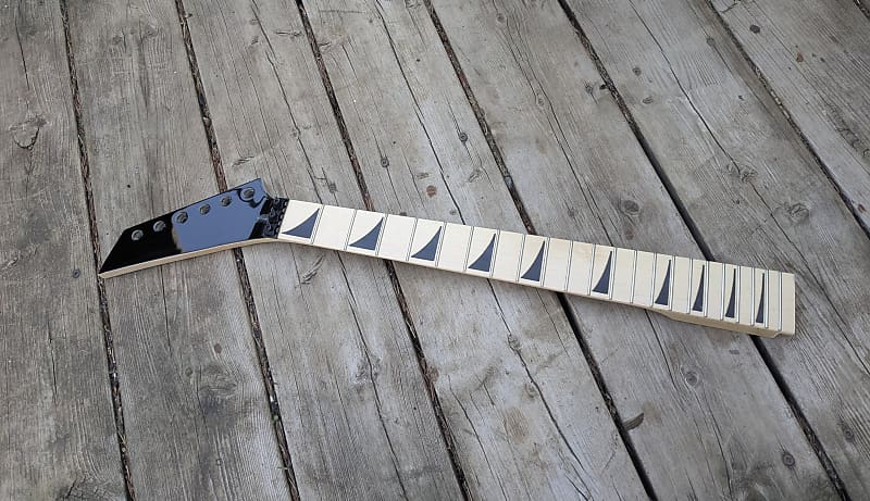 NRG SHARK FIN REVERSE BANANA MAPLE GUITAR NECK HOCKEY GUITAR | Reverb
