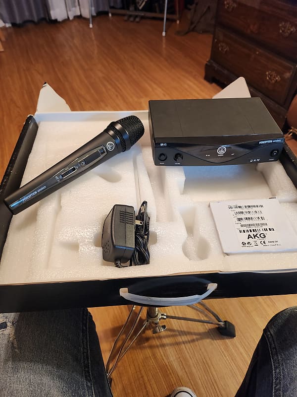 AKG Perception Wireless Microphone (USED) | Reverb