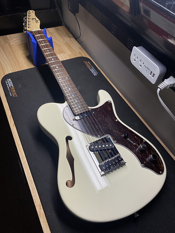 Tagima T-920 Semi Hollow Body Olympic White Electric | Reverb UK