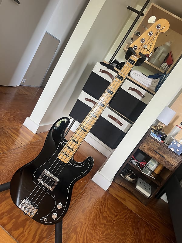 Fender Precision Bass 70s Reissue, Fred Hammon Darkstar MODS | Reverb
