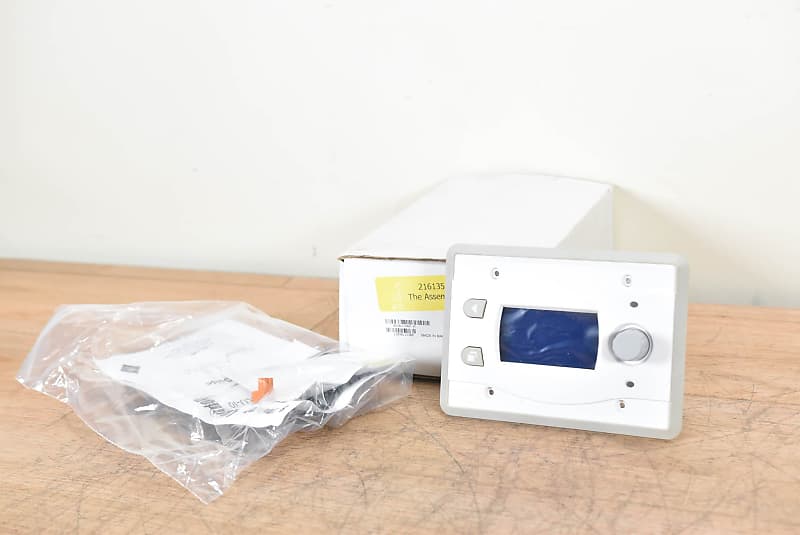 BSS BLU-10WHT Touch Screen Programmable Controller CG005LS | Reverb