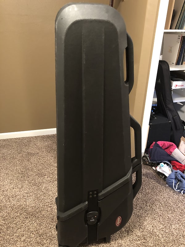 SKB Electric Bass Case with TSA Lock and Wheels Early 2020’s | Reverb