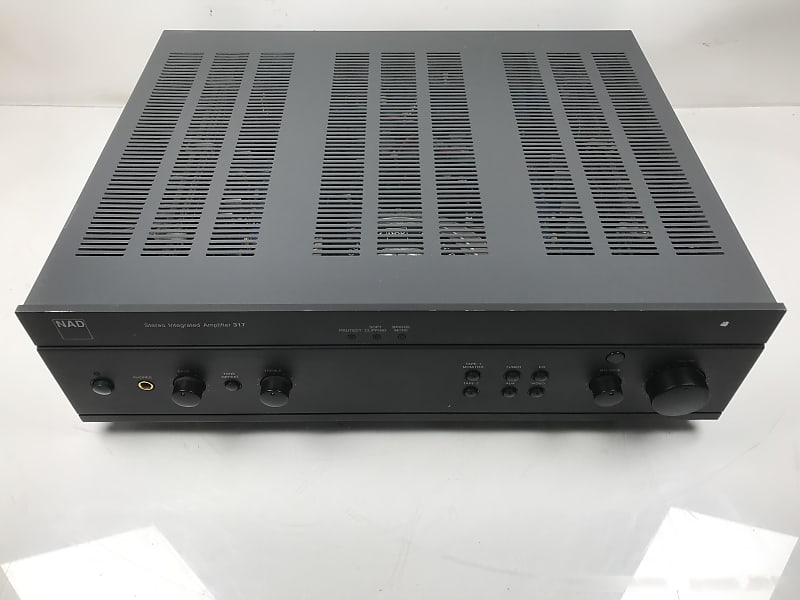 NAD Model 317 Stereo Integrated Amplifier | Reverb