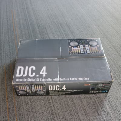 Stanton DJC.4 Digital DJ Controller with Built-In Audio | Reverb