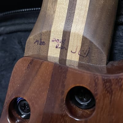 Kiesel Zeus Gold Hardware 2018 Headless Run | Reverb