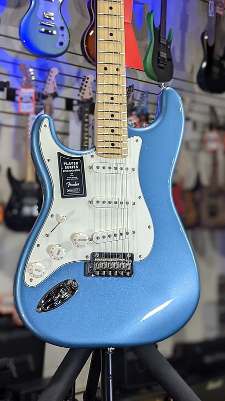 Fender Player Stratocaster Left-handed - Tidepool with Maple | Reverb