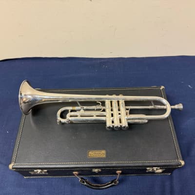 Getzen Capri Silver Trumpet | Reverb
