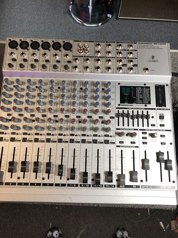 Behringer MX 1804x 18 Channel Mixer Passive | Reverb