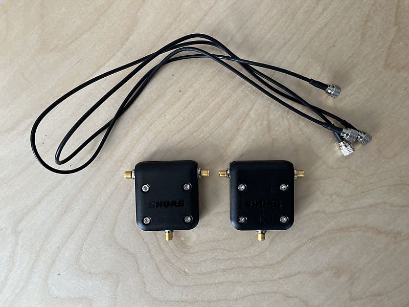 Shure UA221-RSMA Passive Antenna Splitter | Reverb