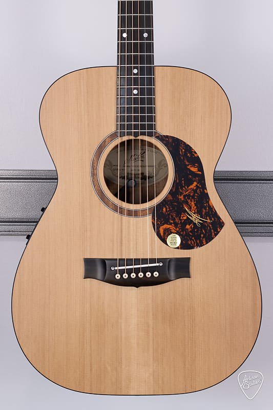Maton Solid Road Series SRS-808 | Reverb