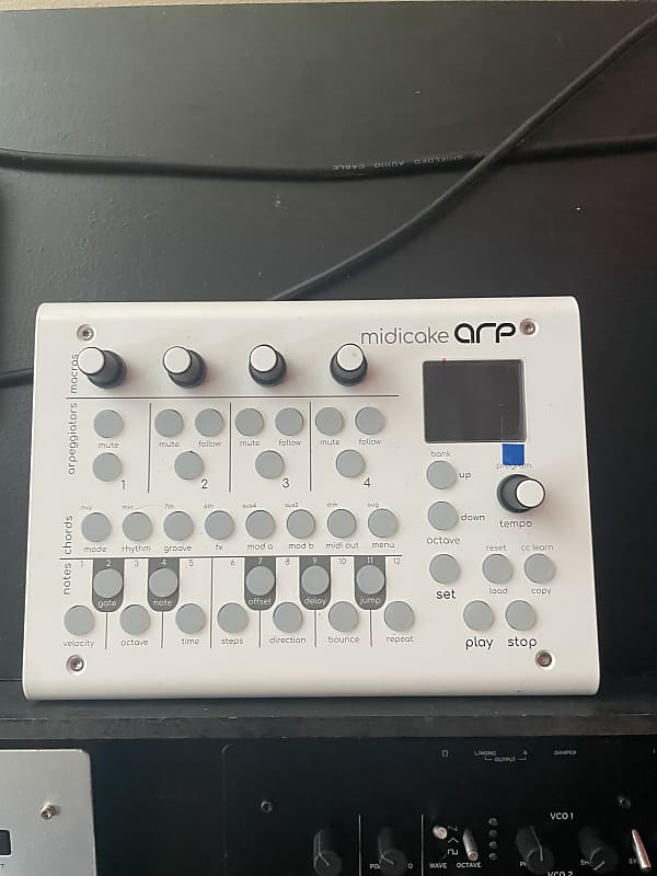 Midicake Arp 2023 - White | Reverb