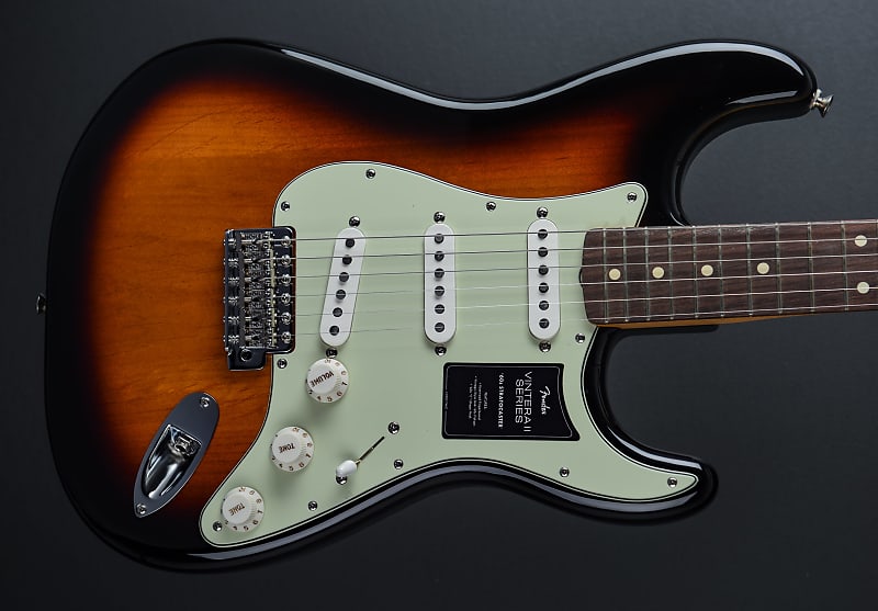 Fender Vintera II 60's Stratocaster - 3 Color Sunburst | Reverb