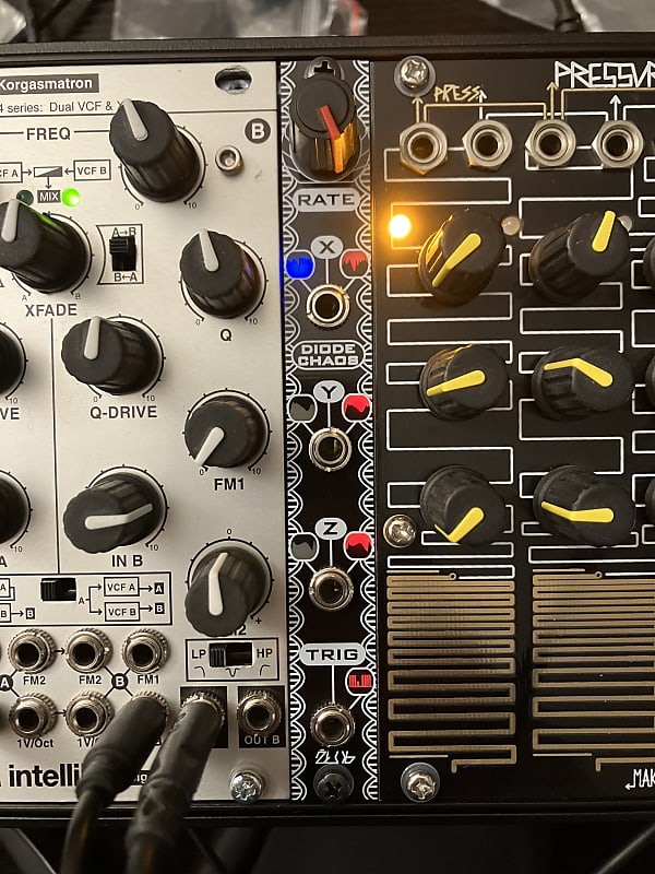 Zlob Modular Diode Chaos 3hp chaos attractor module | Reverb