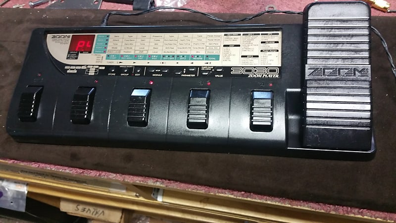 Zoom 3030 Multi Effects Pedal With Expression Pedal | Reverb