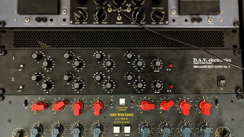 DAV Electronics BG3 Mastering EQ | Reverb