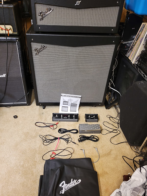Fender Mustang V Half Stack 150w Head and 200w Stereo Cabinet | Reverb